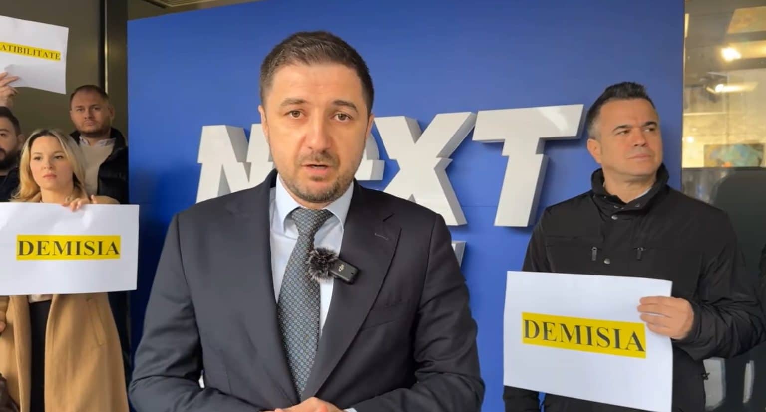 Adrian Axinia (AUR): ”Ramona Chiriac să demisioneze de la Reprezentanţa ...