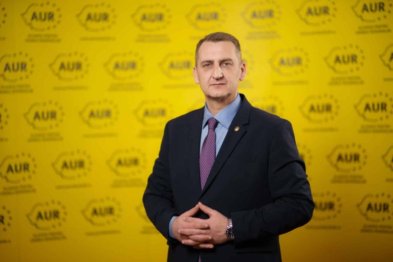 Silviu-Titus PĂUNESCU - Întrebare - Criza profesorilor de matematică ...