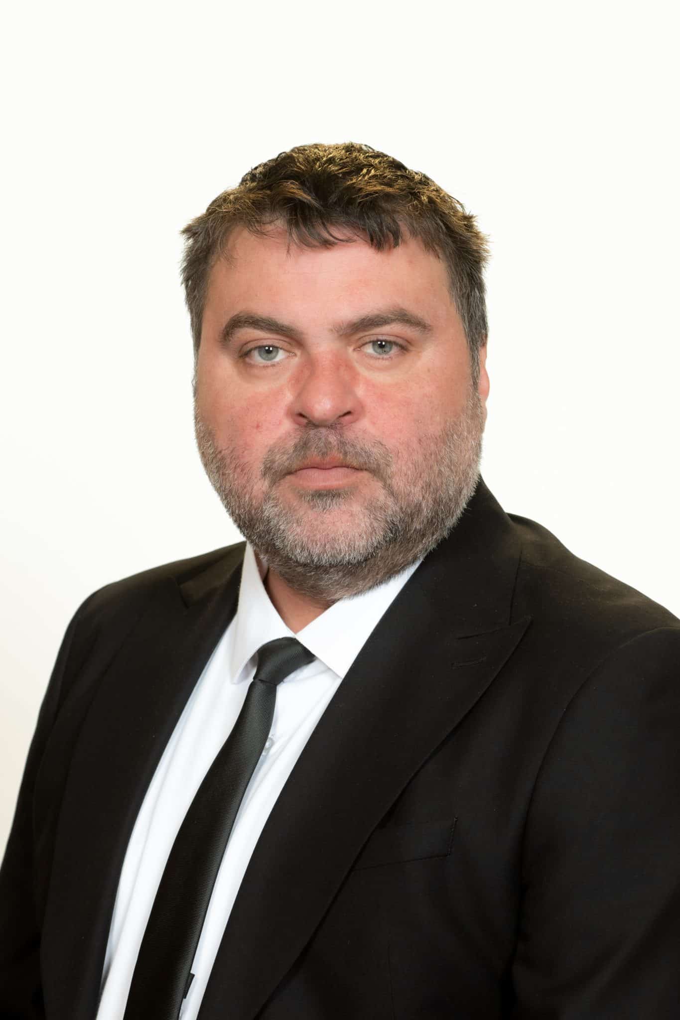 Roman Marius Valentin - Declarație politică - Nicușor Dan, un președinte rupt de realitate - AUR